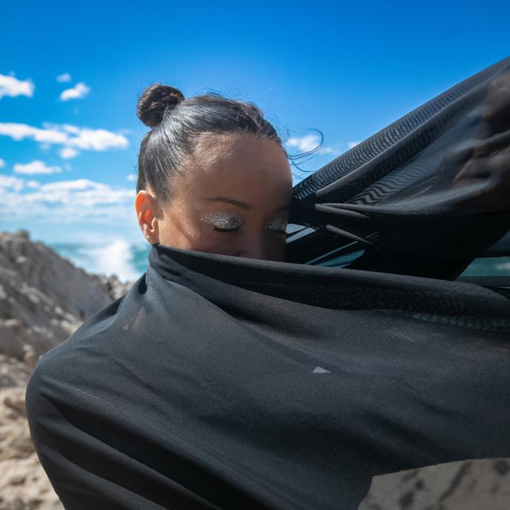 Frères migrants_歌词_Elodie Rama / Patrick Chamoiseau的歌曲_下载-汽水音乐