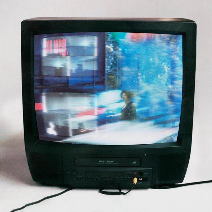 renn weg._歌词_Linnea Viola / TRIZ的歌曲_下载-汽水音乐