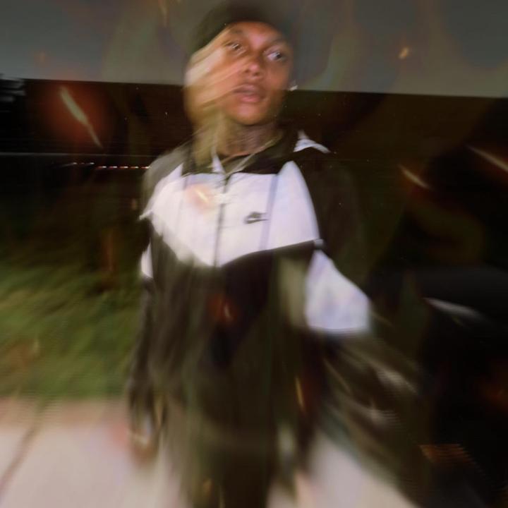 Switched_歌词_Moe.Jayy的歌曲_下载-汽水音乐