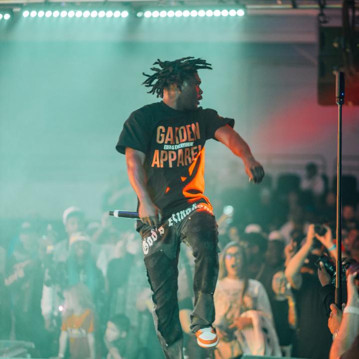 Silent Night_歌词_Caleb Gordon / Iamvalerin的歌曲_下载-汽水音乐