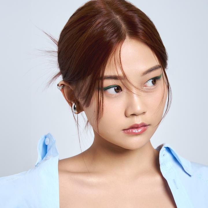 在加纳共和国离婚 (Acoustic Version)_歌词_DIOR大颖 / 菲道尔 Firdhaus的歌曲_下载-汽水音乐